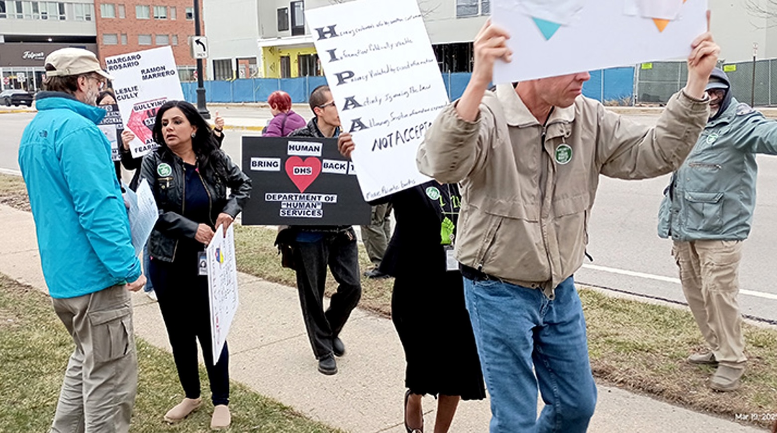 Workers and Consumers Protest Bad Conditions at Illinois DHS Offices ...