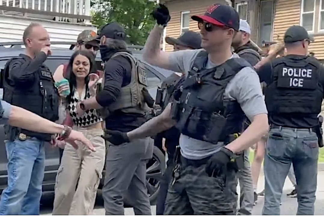 Teen Violently Arrested Trying to Stop Mother’s ICE ‘Kidnapping ...